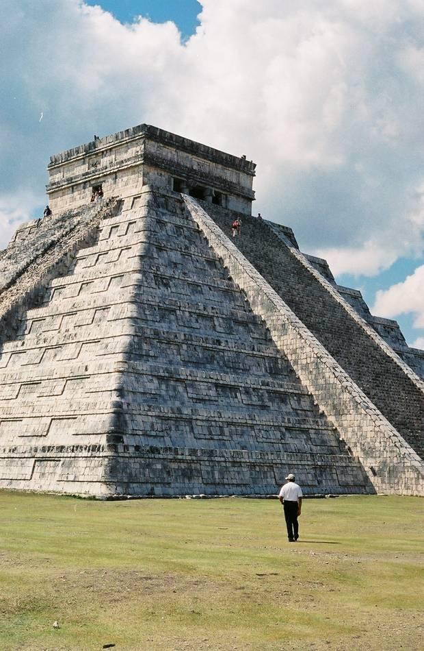 Visitor at El Castillo | NCpedia