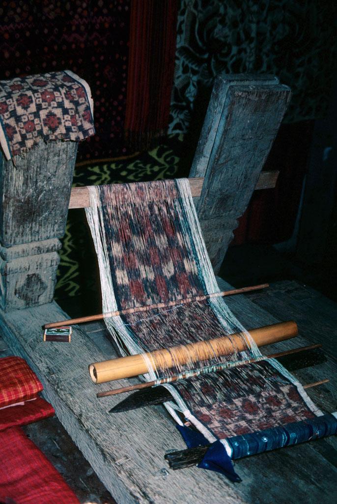 Ikat Weaving Technique