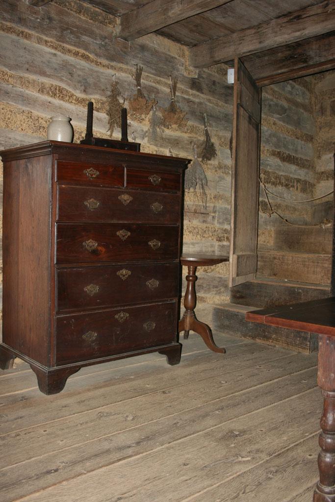 Allen House colonial dresser | NCpedia