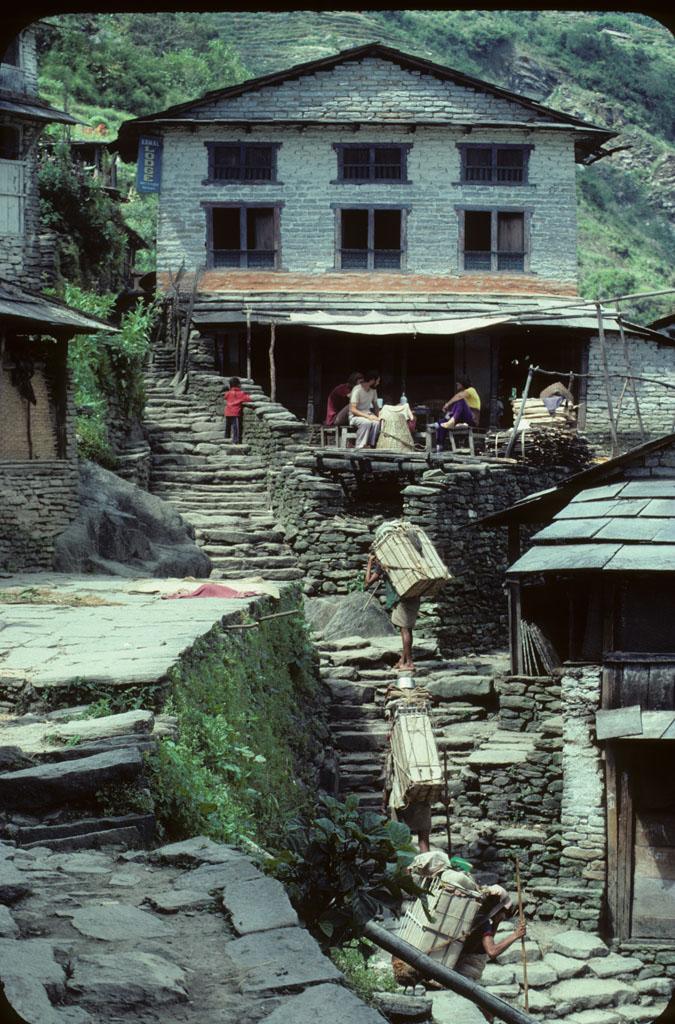 Porters in Ulleri | NCpedia