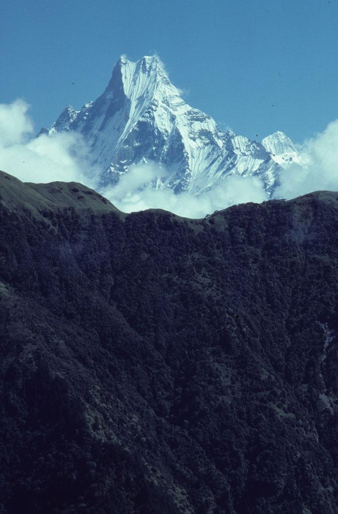 Machhapuchhare peak | NCpedia