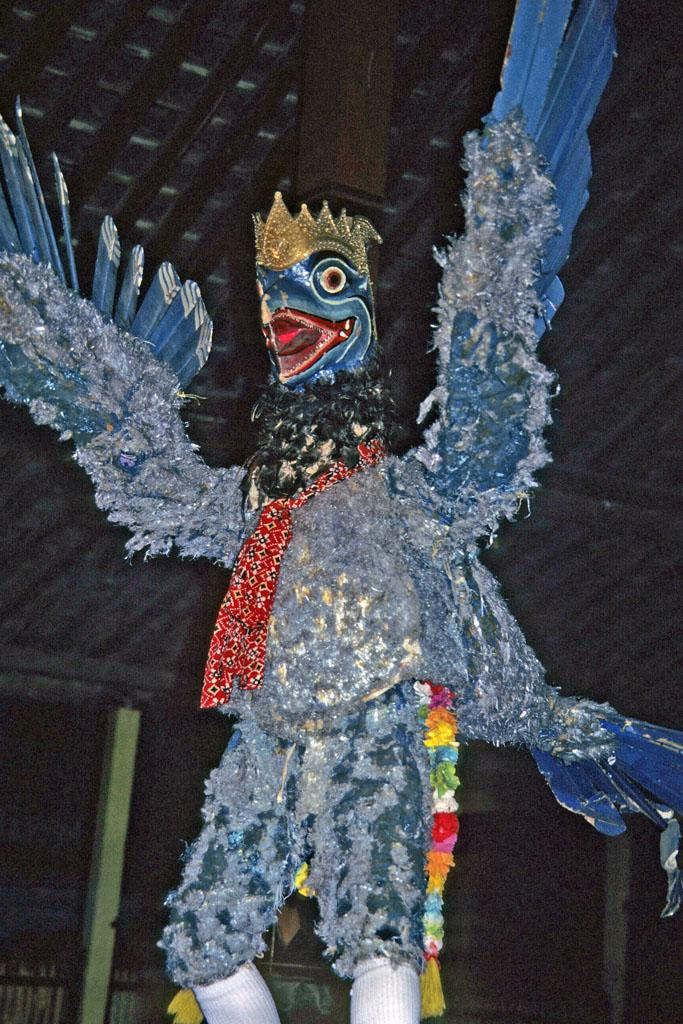 Eagle king Sadayu flapping wings in dance performance | NCpedia